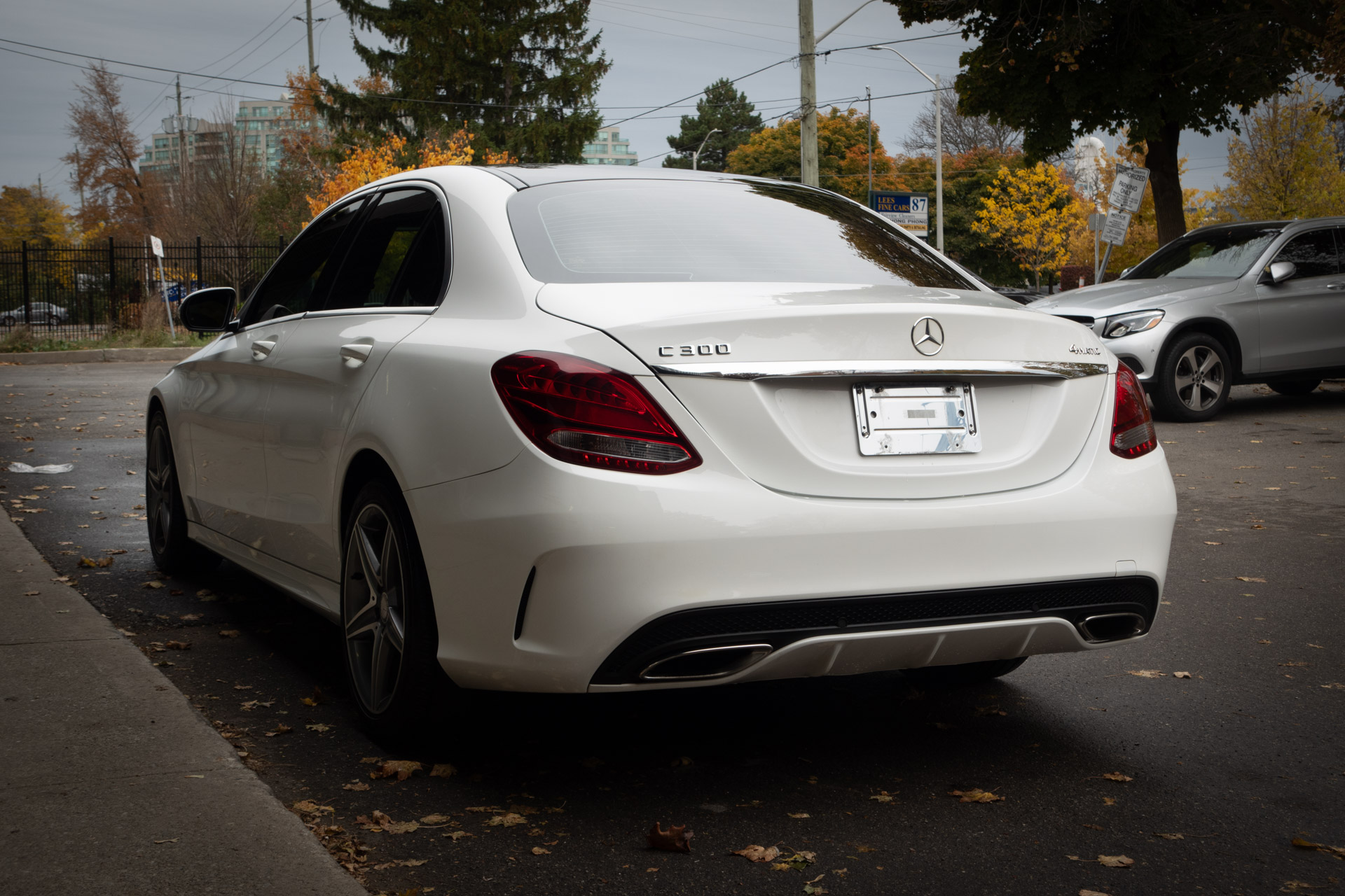 2015 Mercedes-Benz C300 4MATIC - Lee's Fine Cars